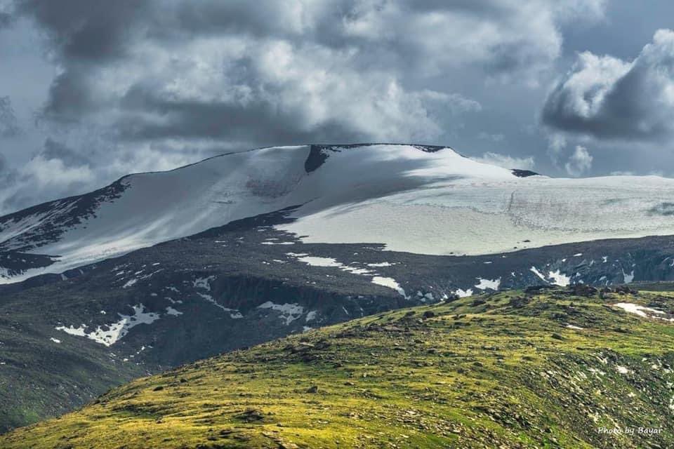 Duuren.Life - Мөнххайрхан уулын өглөө