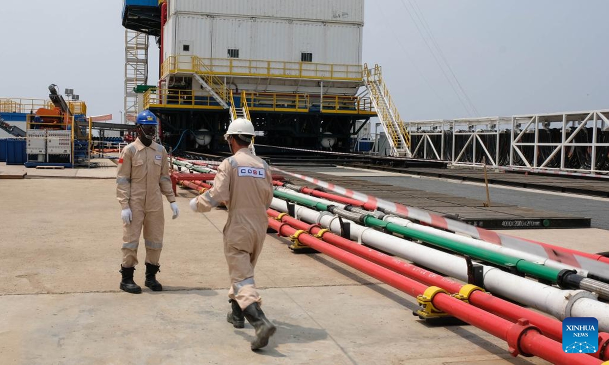 Duuren Life Угандад газрын тосны өрөмдлөг хийж эхэллээ