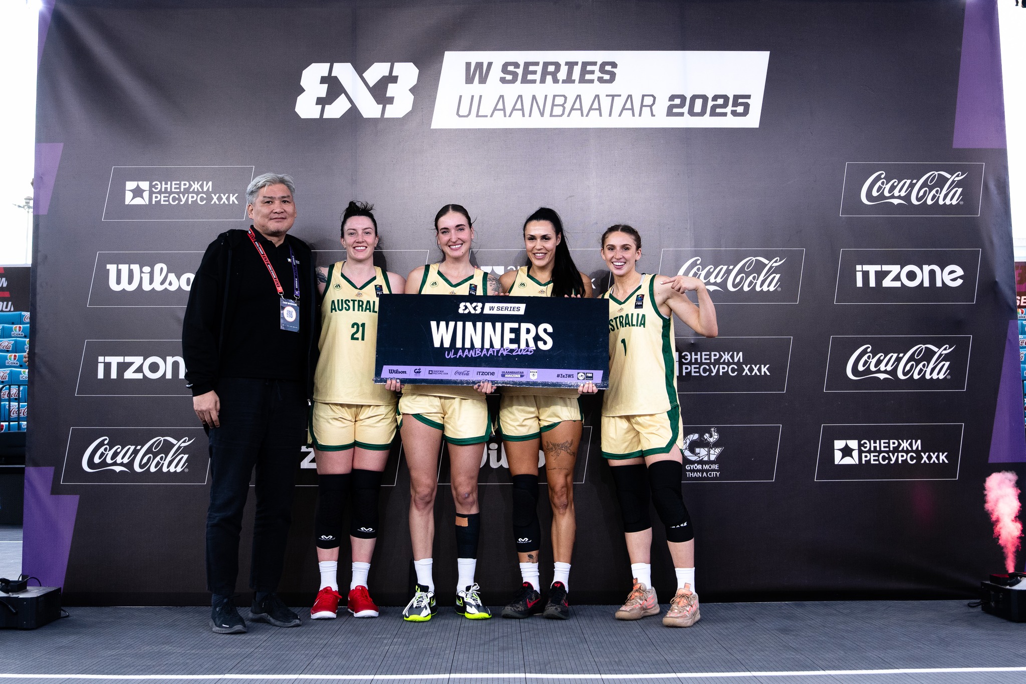 Duuren Life Улаанбаатар 3х3 сагсан бөмбөгийн эмэгтэйчүүдийн аварга тодорч эрэгтэйчүүдийн